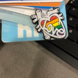 BREATHE Anatomical Lungs Enamel Lapel Pin | Etsy