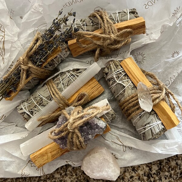 Organic White Sage Smudge Kit: Palo Santo, Selenite & Guide - Etsy