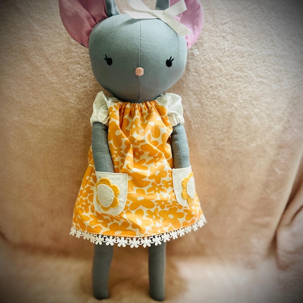 Mouse Sewing Pattern PDF -make a Cloth Mouse Doll / Stuffed Animal Toy ...