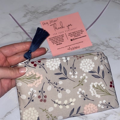 Small Zipper Pouch, Essentials Bag, Grab and Go Bag, Toiletry Bag With ...