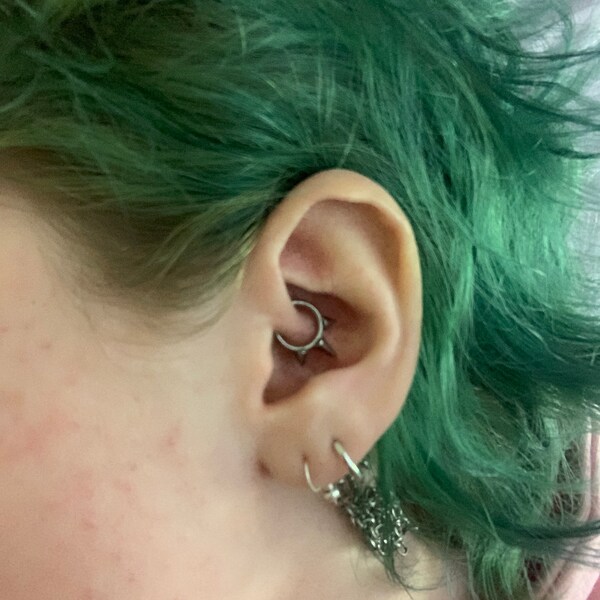 Implant Grade Titanium Spike Clicker for Septum, Daith, Lobe, or ...