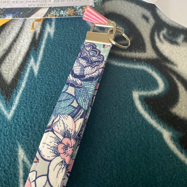 Custom Wristlet Keychain, Paisley Keychain, Key Fob Wristlet, Mothers ...