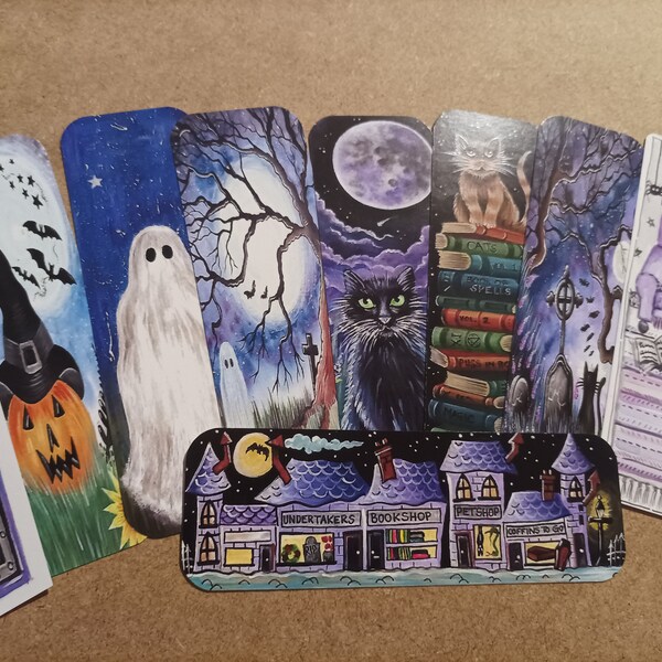 Ghost Pocket Hug, Handpainted Wooden Ghost With Red Heart, Spooky ...