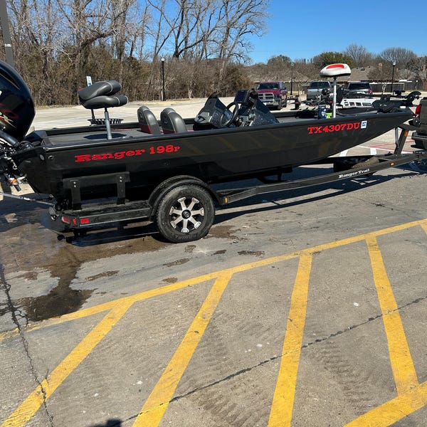 Rinker 23" Boat Emblems Domed Boat Decals Stickers (set) - Etsy