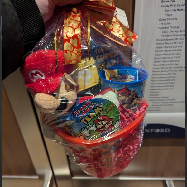 Spongebob Item Bundle in Gift Basket - Unique Gift for Teen, Tween, Kid ...