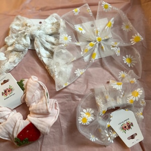 Beautiful Embroidered Bows and Scrunchie Set - Etsy