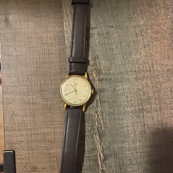 RARE Vintage Swiss Lady Watch Called RESTON. Made in Swiss, Vintage ...