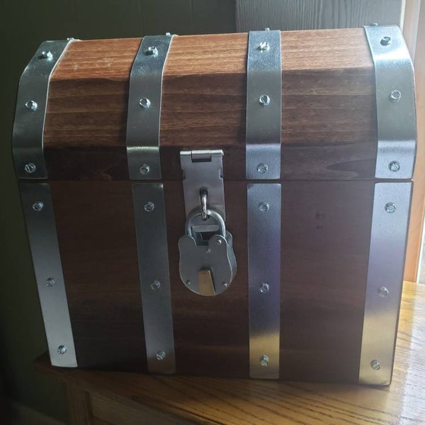 Lockable Wooden Treasure Chest: Large Rustic Wedding Memory Box - Etsy