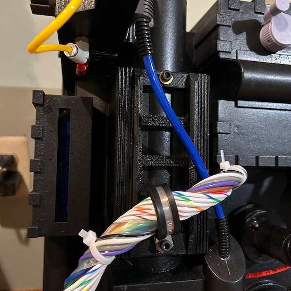 Ghostbusters Proton Pack Ribbon Cable Clamp DG18 - Etsy