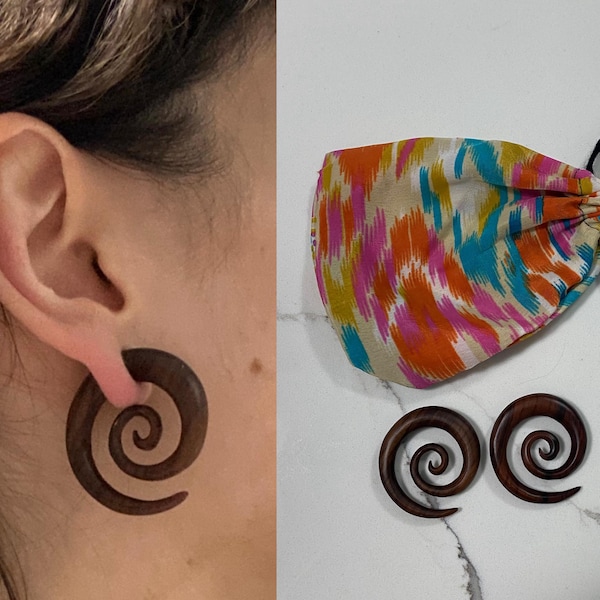 Tribal Wood Spiral | Ear Expanders / Stretchers - Etsy