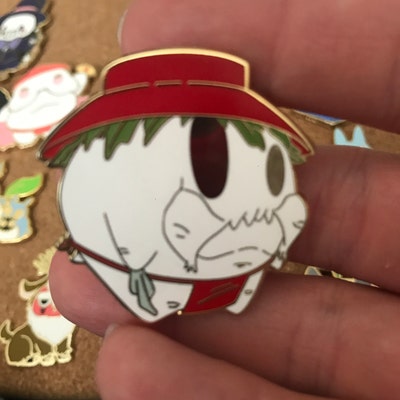 Big Bad Batsy Bat Head Trick or Treat Pail 1.75 Hard Enamel Halloween ...