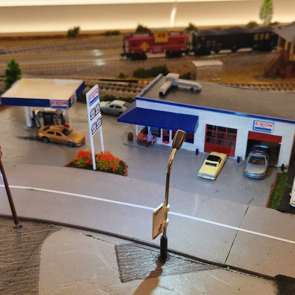 N Scale - 90s Gas Station and Oil Change Shop - 1:160 Scale Building - Etsy