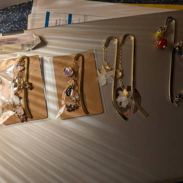 Custom Charm Bookmark: Gold Bookmark Book Lover Gift Gold Hook Bookmark ...