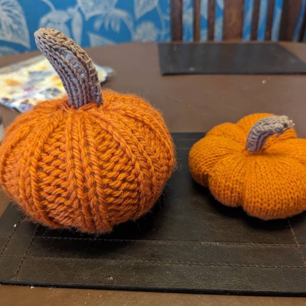 Large Pumpkin & Leaf (PATTERN PDF for 22, 40, and 46/48 Needle Addi and Sentro Circular Knitting ...