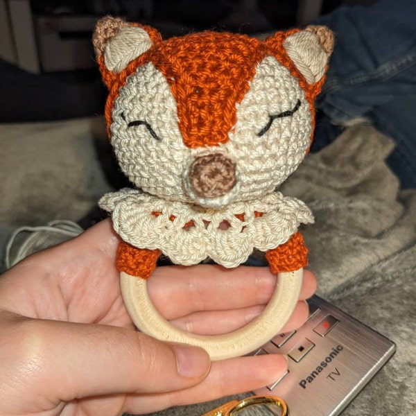 Lucy Fox CROCHET PATTERN, Baby Rattle Crochet Pattern, Crochet Fox ...