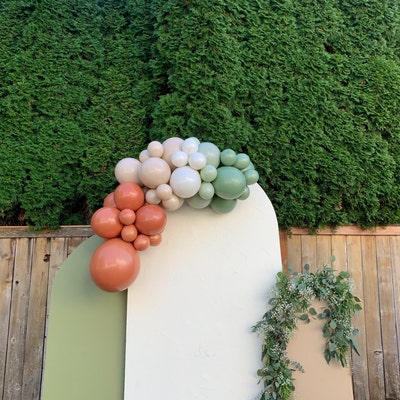 Sage Eucalyptus Olive Green DIY Balloon Garland Kit Custom High Quality ...