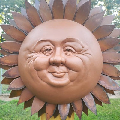 Little Happy Sun Face on Scroll Metal Ray - Etsy