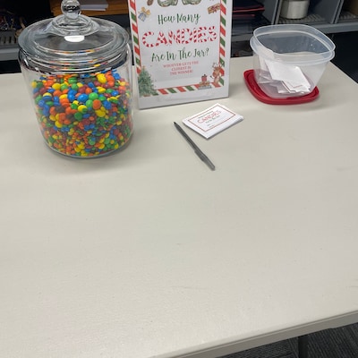 Christmas Candy Guessing Game Printable, How Many Candies Are in the ...