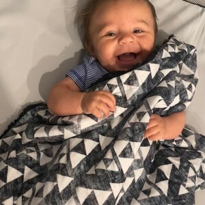 MayBeeBlankets - Etsy