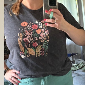 Flower Shirts,aesthetic Wild Flower Shirt, Botanical Floral,minimalist Shirts for Women ...