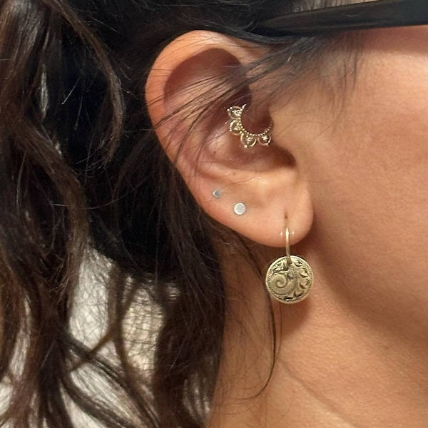 14k Solid Gold Flower Petal Beaded Effect Hinged Septum Clicker Daith ...