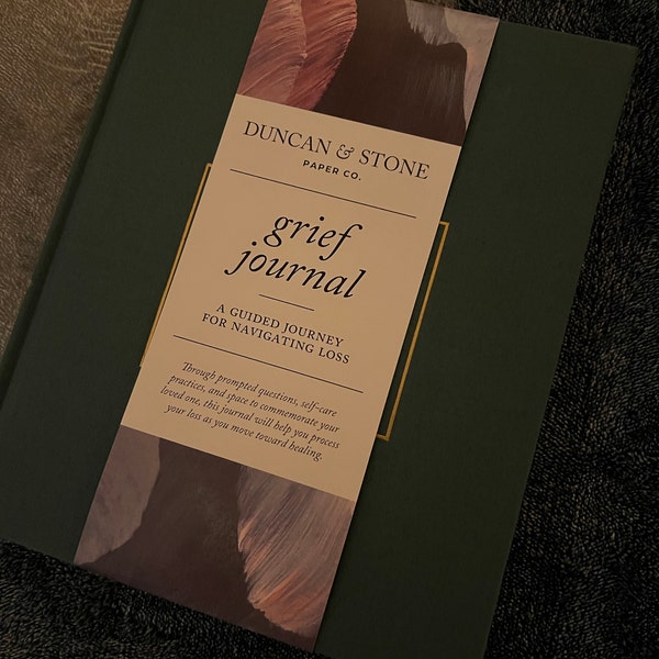 Holiday Memory Book: Christmas Scrapbook Album and Family Journal First ...