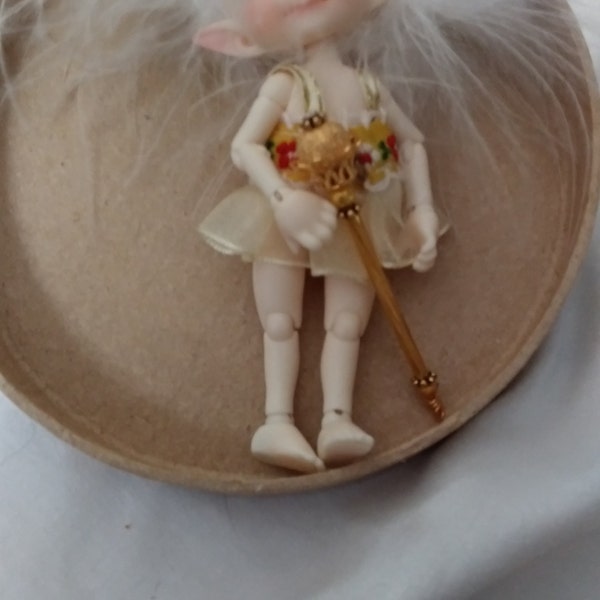 The Mischievous Fae Sprite of the Night Raven Realpuki Feather Headband ...