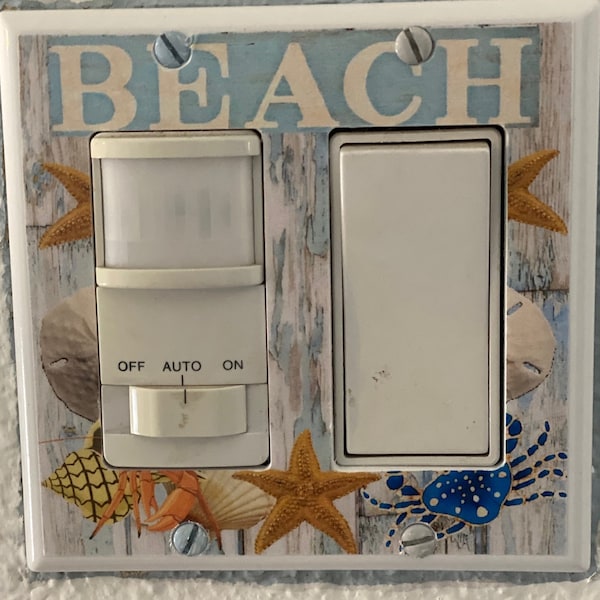 BEACH SEASHELLS Weathered Beach Wood Blue Crab Light Switch Cover Plate ...