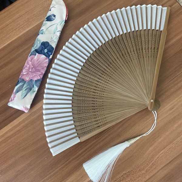Antiquity Classic Hand Fan, White Elegant Folding Fan,parents Gift ...