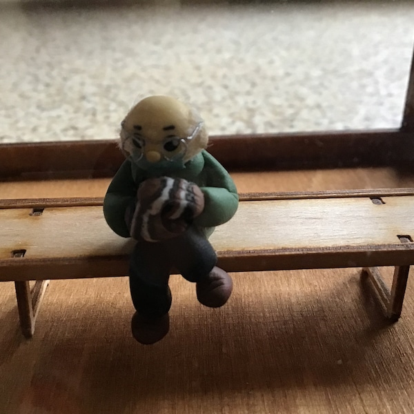 Senator Bernie Sanders Meme Miniature Dollhouse Scale 1:12 / Dollhouse ...