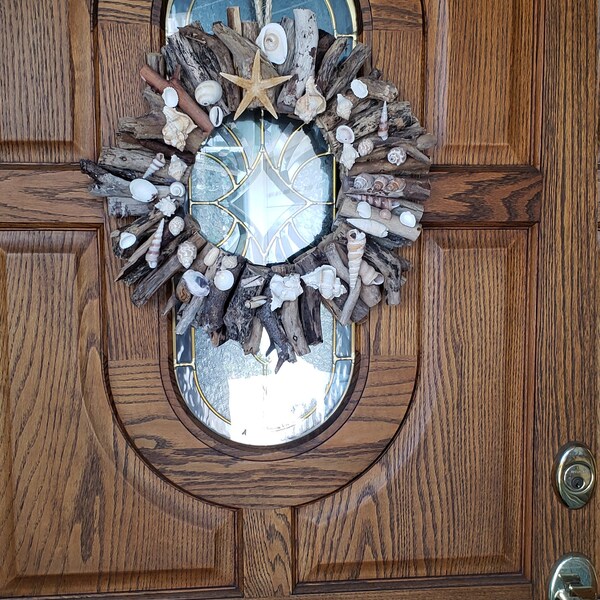 Beautiful 12” Seashell Wreath Wall Hanger With Starfish and Sand ...