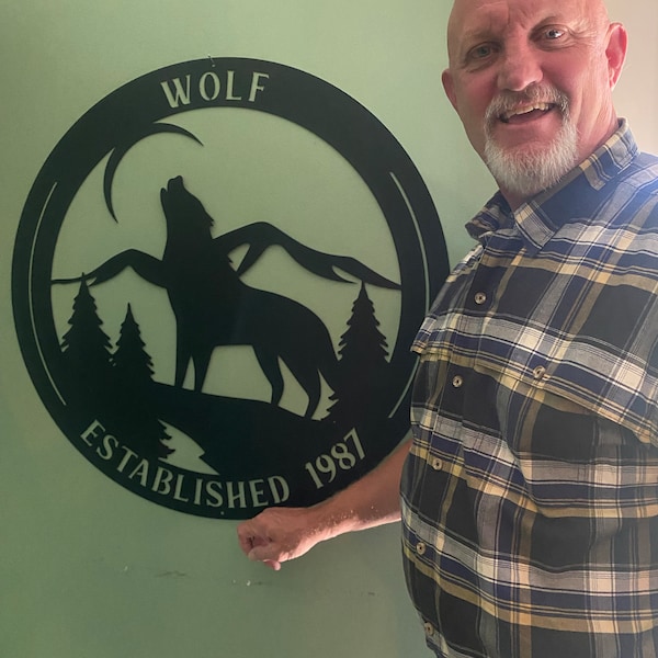Custom Wolf Sign, Wolf in the Wild Sign, Howling Wolf - Etsy