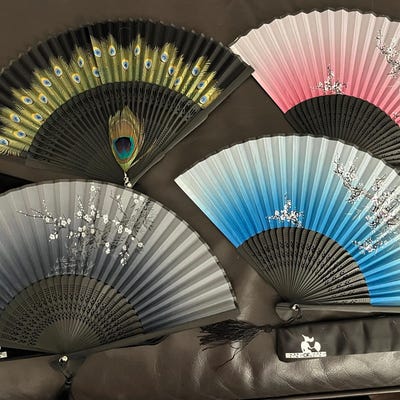 Vintage Black Lace Hand Fan, Bamboo Ribs Folding Fans With a Tassel & a ...