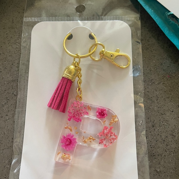 Handmade Resin Flower Keychain, Flower Keychain, Circle Keychain ...