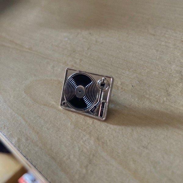 Record Player Enamel Pin - Record Player Brooch - Etsy