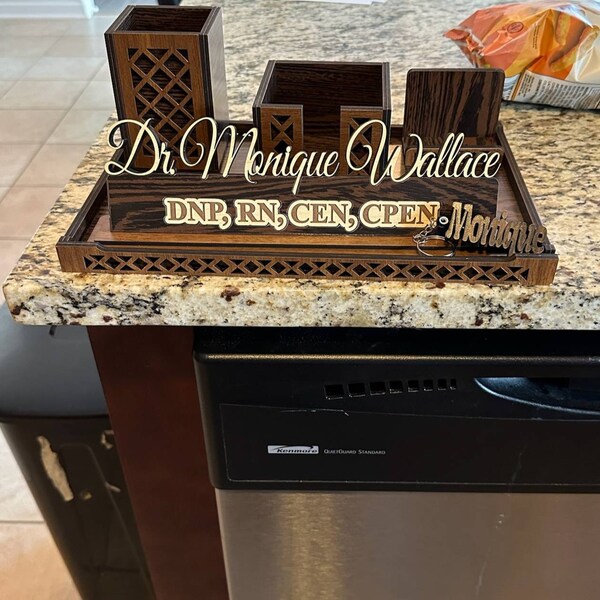 Medical Desk Name Plate - Personalized, Functional Design for Doctors ...