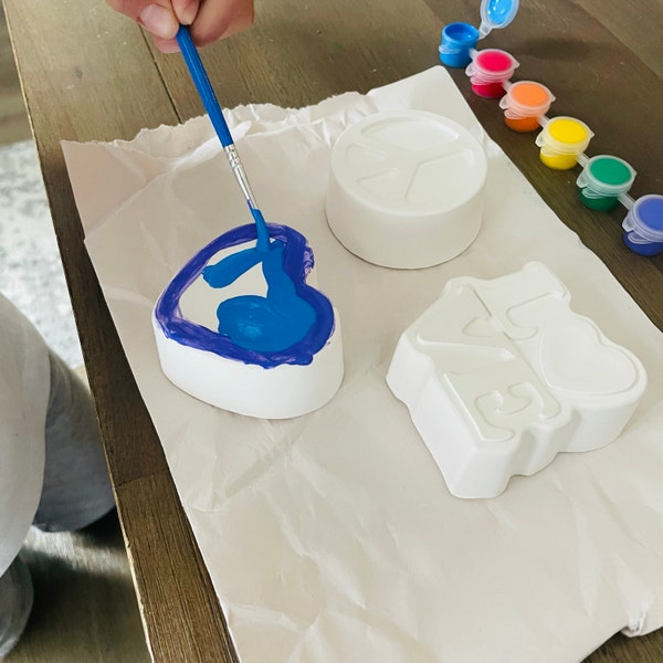 Swiggly Smile Plaster Craft Kit, Kids Plaster Crafts, Smile Kids Crafts ...