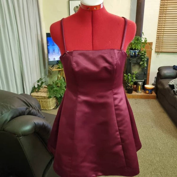 Digital Sewing Pattern Midi Dress With V-neck and Pockets, Detailed ...