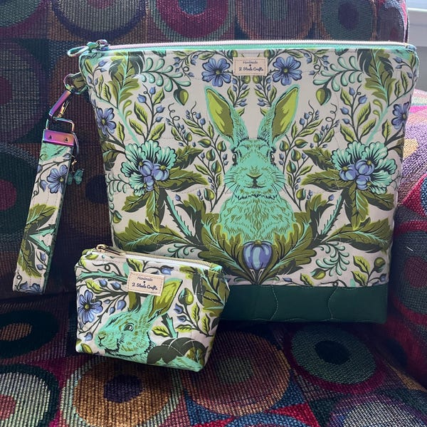 Tula Pink- Coin Purse, Gift for Friend, Small Zipper Bag, Zipper Bag ...