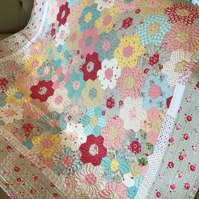 Flower Quilt, Handmade Patchwork Quilt, Modern Colorful Quilt, Handmade ...