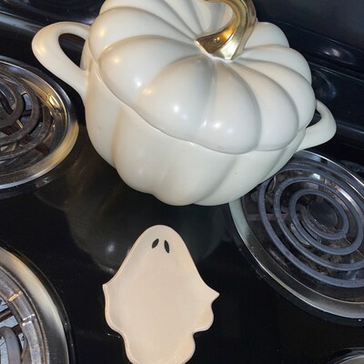 Ghost Spoon Rest. Spooky Soap Holder. Ring Holder. Tea Bag Rest ...