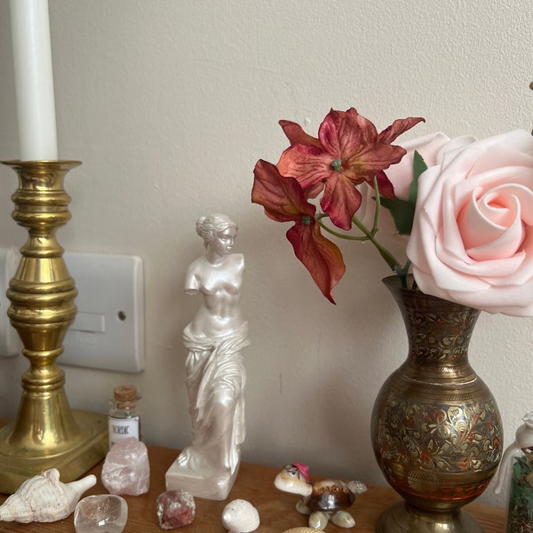 Pearl Aphrodite Venus De Milo Statue Alabaster White Plaster Ornament ...