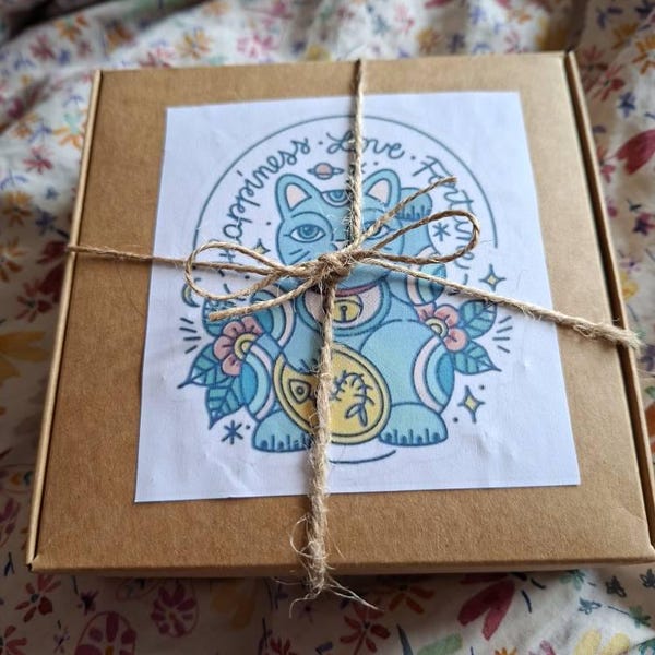 Mickey and Minnie Mouse Pebbles, Pebble Gift Box, Decorative Stones ...