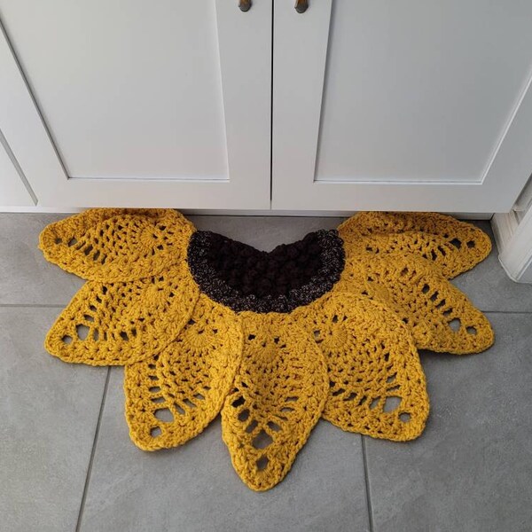 Crochet Sunflower Rug (pattern) With Exclusive Video Tutorials - Etsy