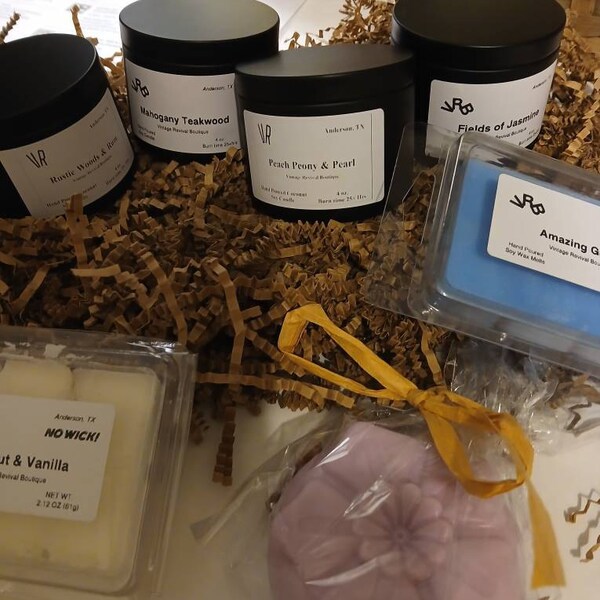 YOUR CHOICE! Gift Box Set- Includes 4 Scented Soy Candles With Wood ...