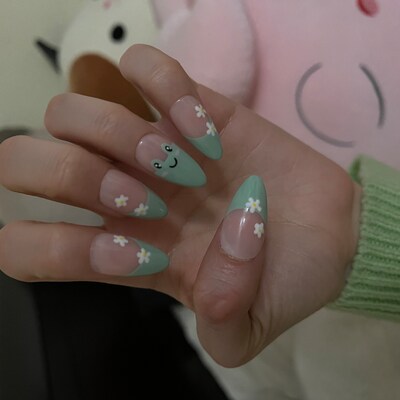 Cottage Core Green Frog Nails - Etsy