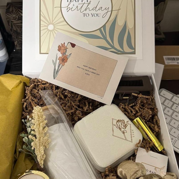 Happy Birthday Gift Box for Her, Personalized Birthday Box With Spa ...