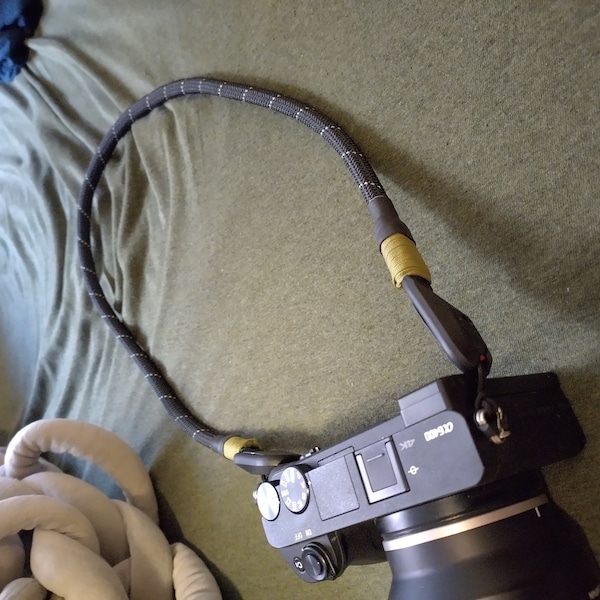Black Camera Neck Strap With Optech Qd Mini Loop Attachments - Etsy