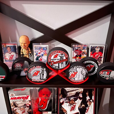 Hockey Puck Display / Hockey Puck Holder Made in USA Trophy Case Medal ...