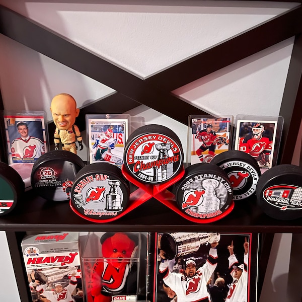 Hockey Puck Display / Hockey Puck Holder - Made in USA - Trophy Case ...